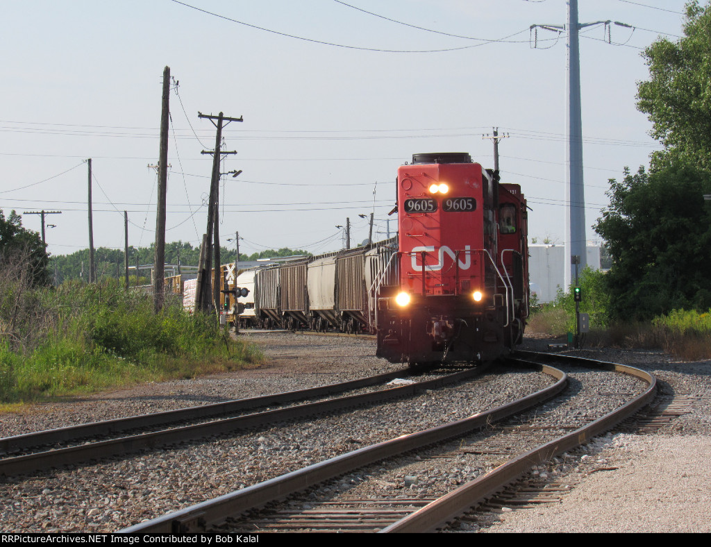 CN 9605 doing some switching in the CN Yard